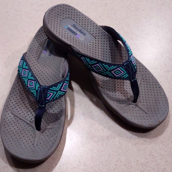 Skechers | Shoes | Womens Skechers Outdoor Lifestyle Flip Flop Size ...